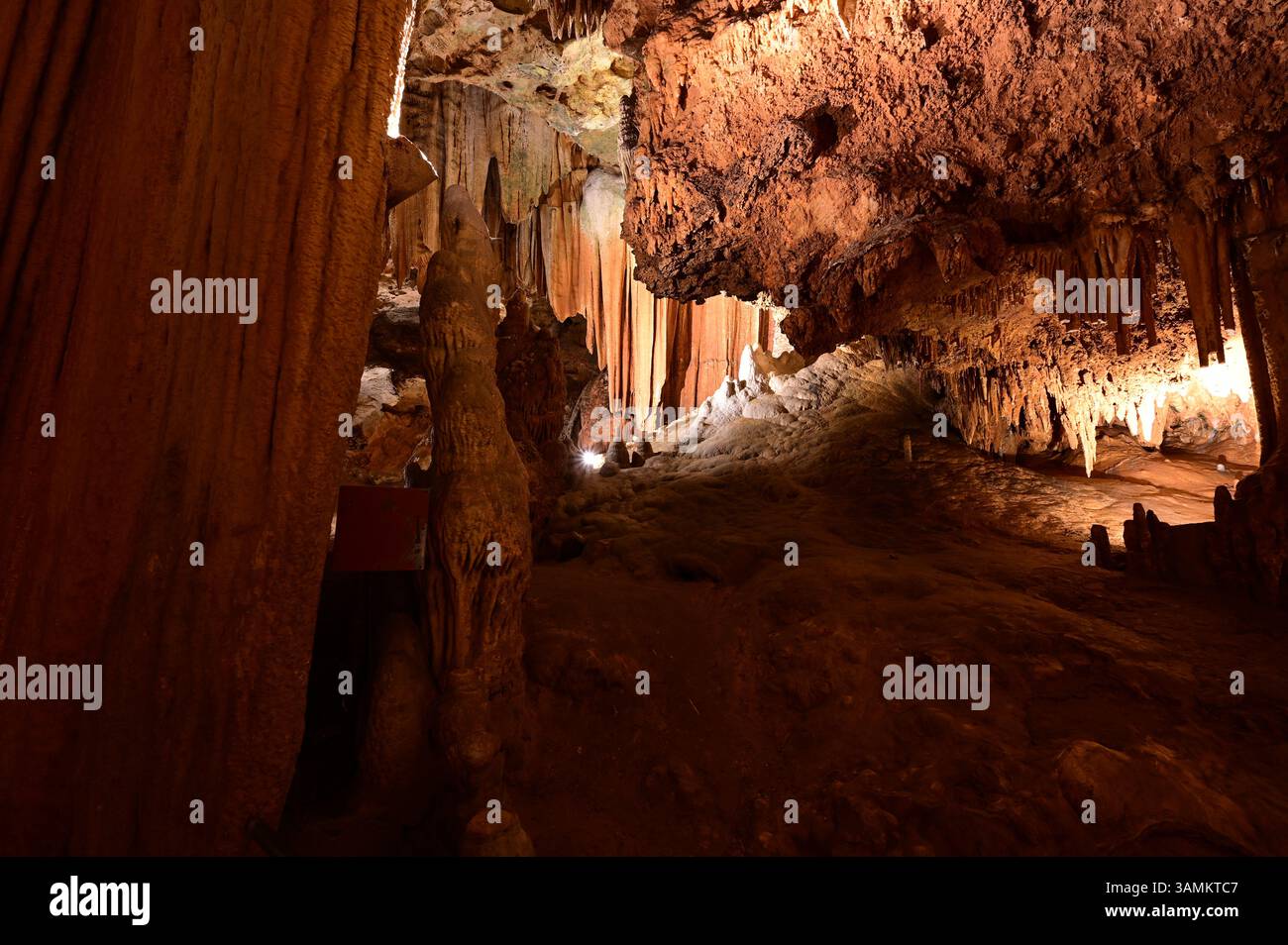 Luay Caverns in Virginia Stock Photo - Alamy