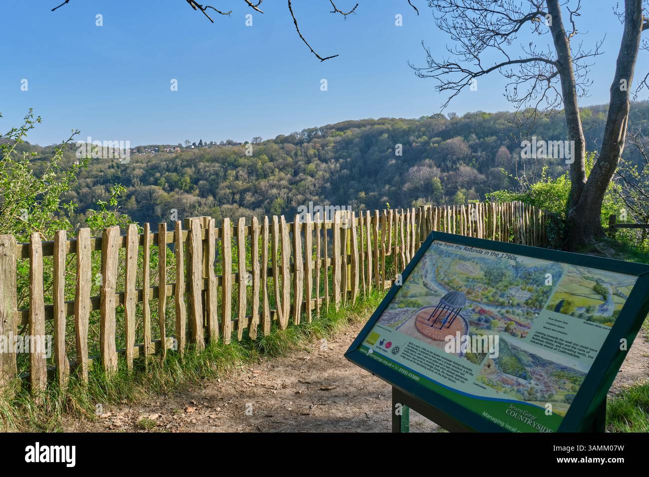 The Rotunda Viewpoint on Lincoln Hill, Coalbrookdale, Telford & Wrekin ...