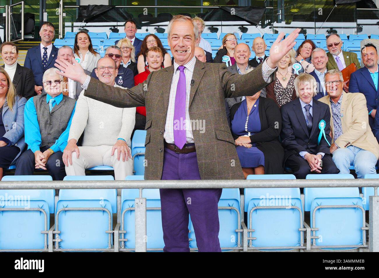 Reform UK leader Nigel Farage poses for a photo with Reform UK ...