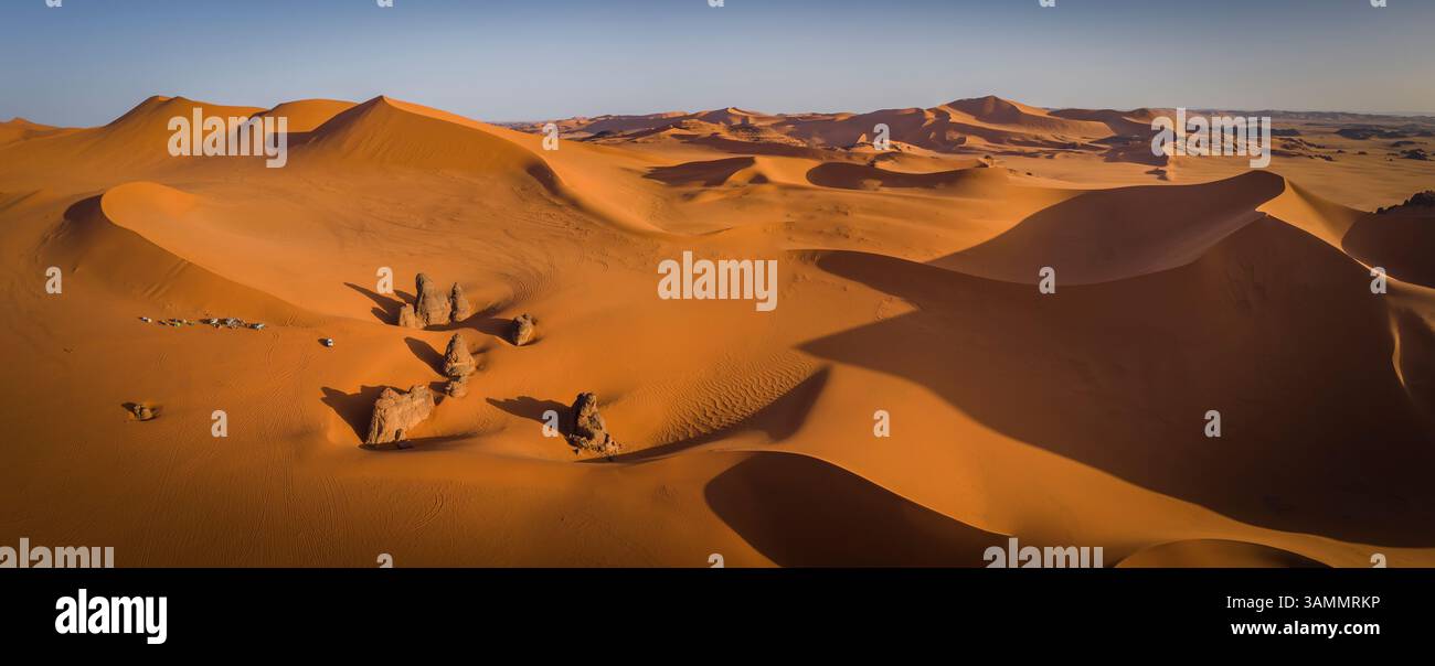 Aerial View of sand dunes at sunset in the Sahara desert, Djanet ...