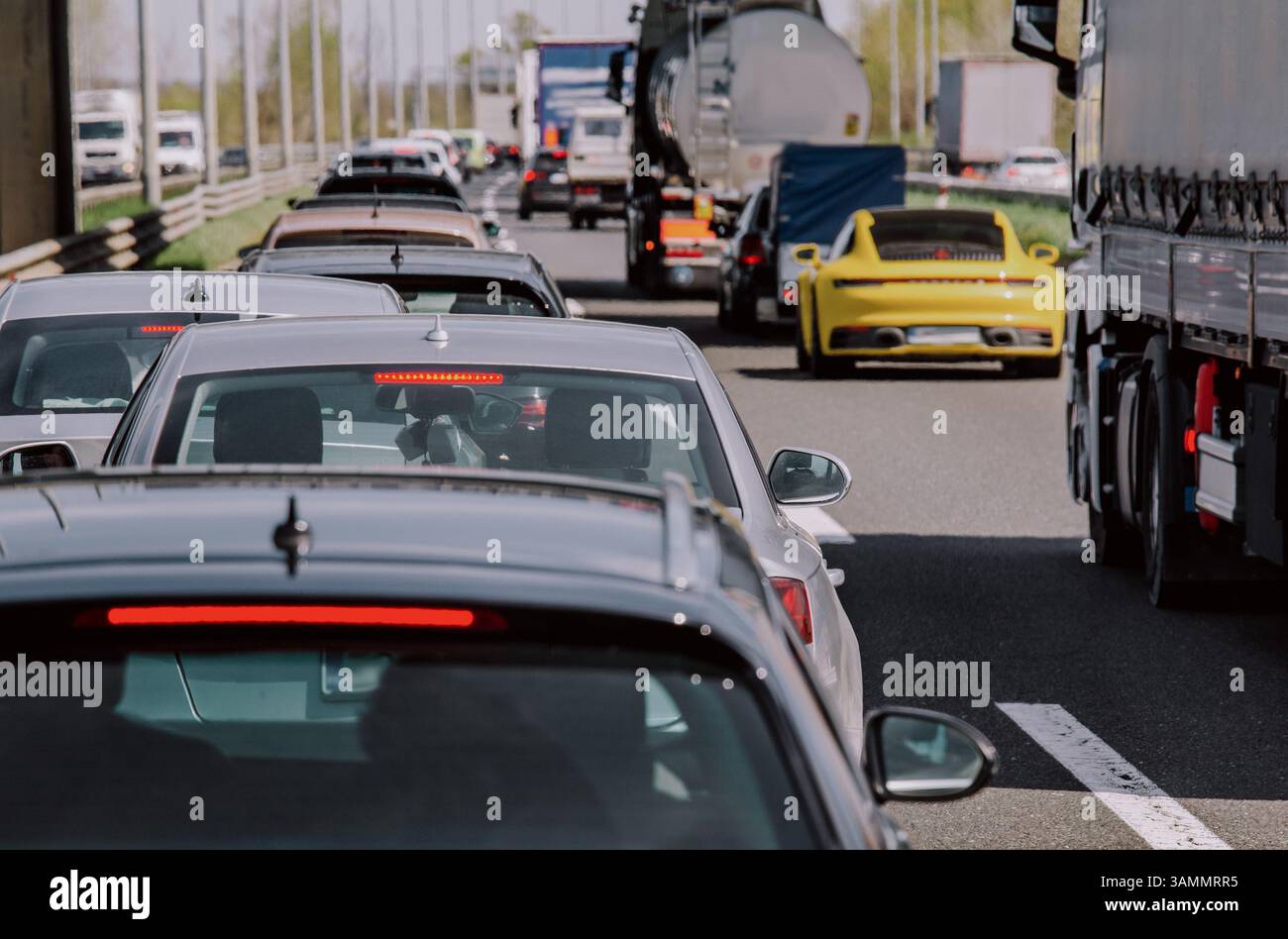 Driving cars on city highway hi-res stock photography and images - Alamy