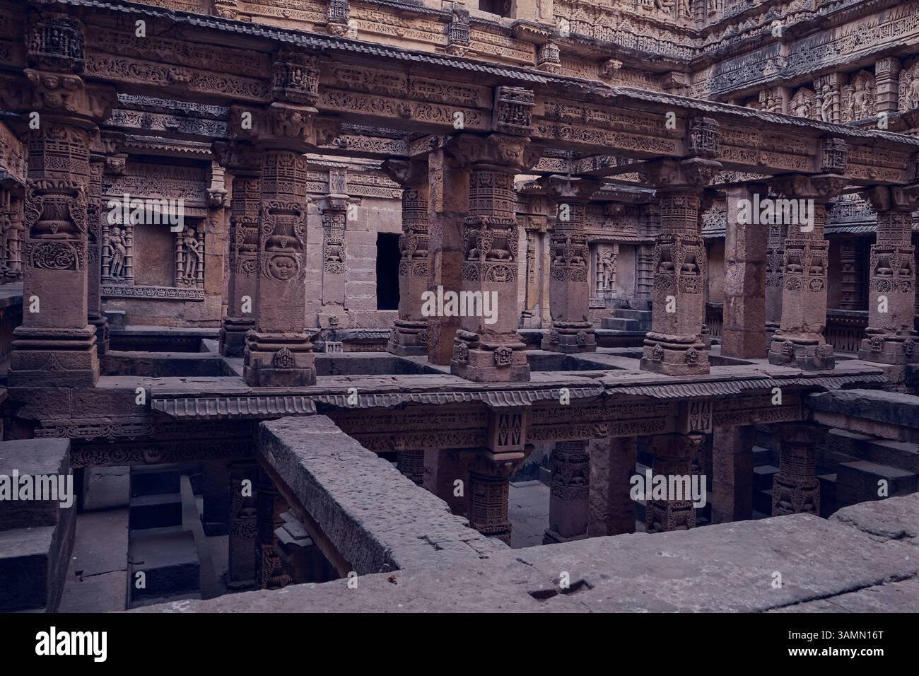 Rani Ki Vav temple and Stepwell in Patan city, India Stock Photo - Alamy