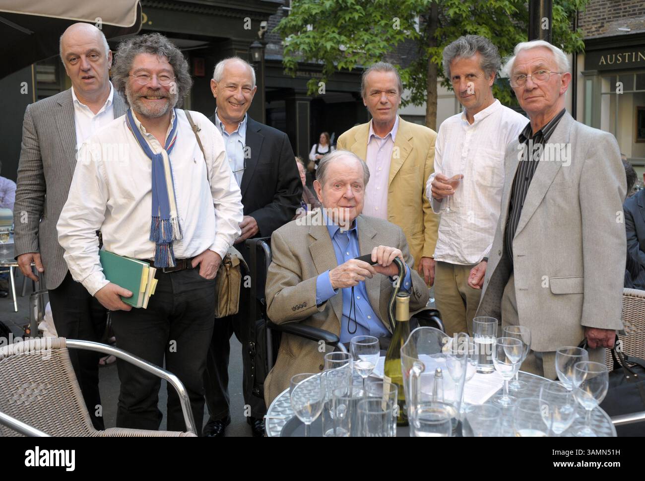 James morrison wife hi-res stock photography and images - Alamy