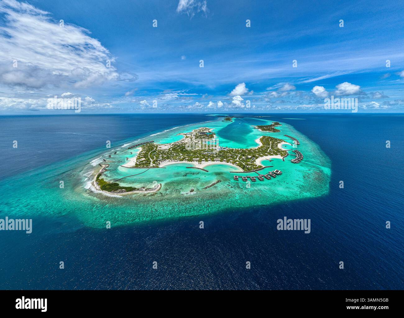 Aerial view of a luxury resort on Helengeli Island, Maldives ...