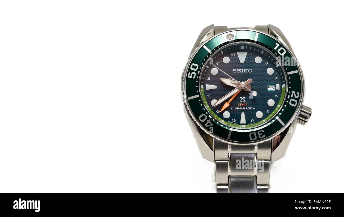 Seiko Prospex Sumo Diver’s GMT 200m Solar Charge Steel Watch Stock ...