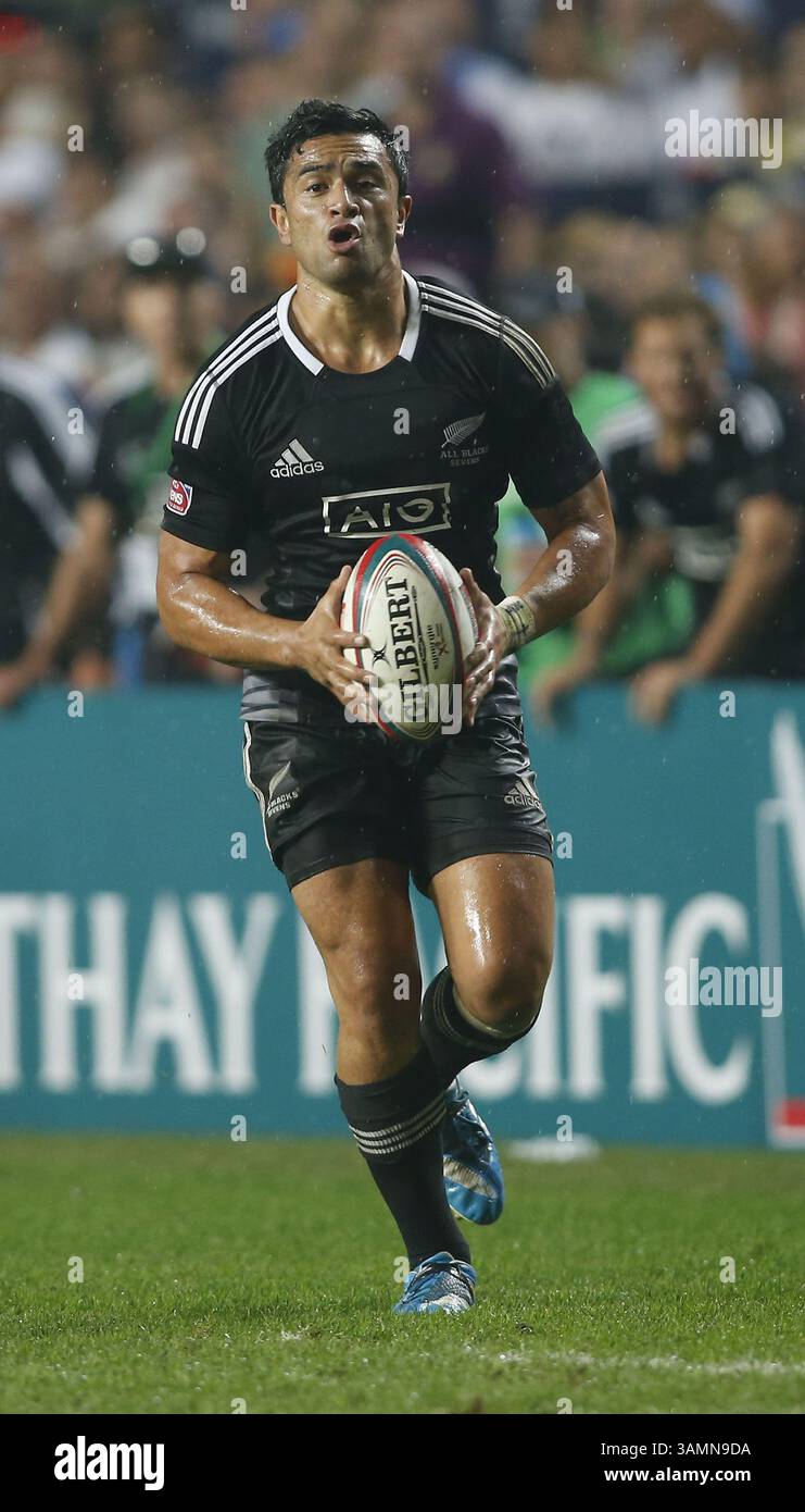 March 30, 2014 - Hong Kong, Hong Kong - Sherwin Stowers (9) of the New ...