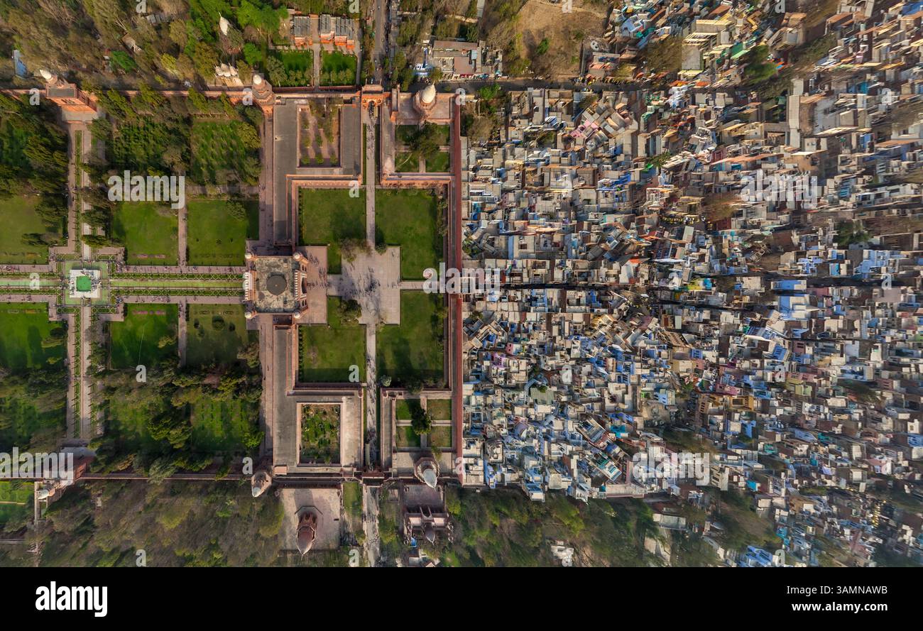 Aerial view above of Taj Mahal, India Stock Photo - Alamy