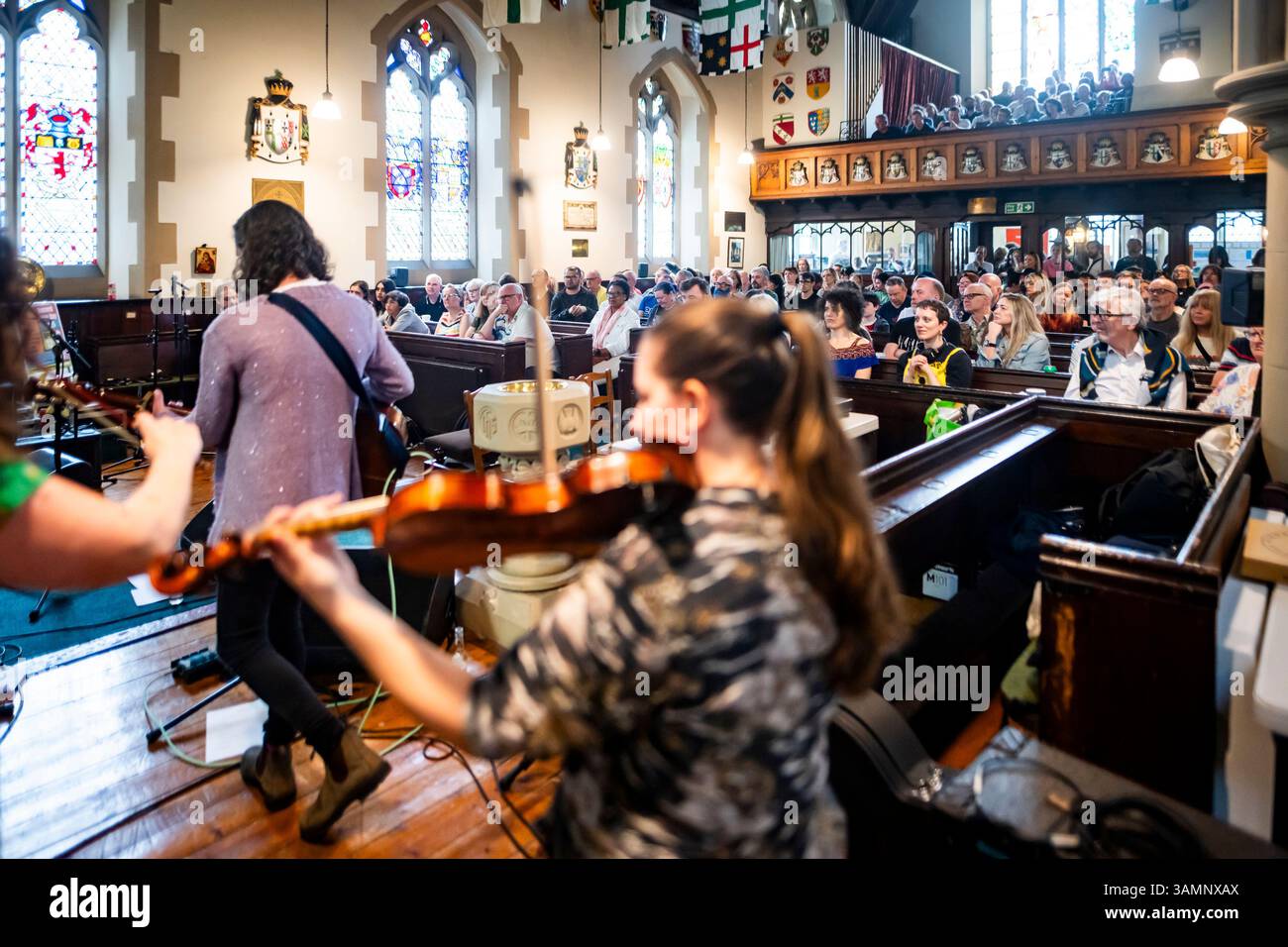 Edinburgh, Scotland. Sat 12 April 2025. Scottish group Sarah / Shaun ...