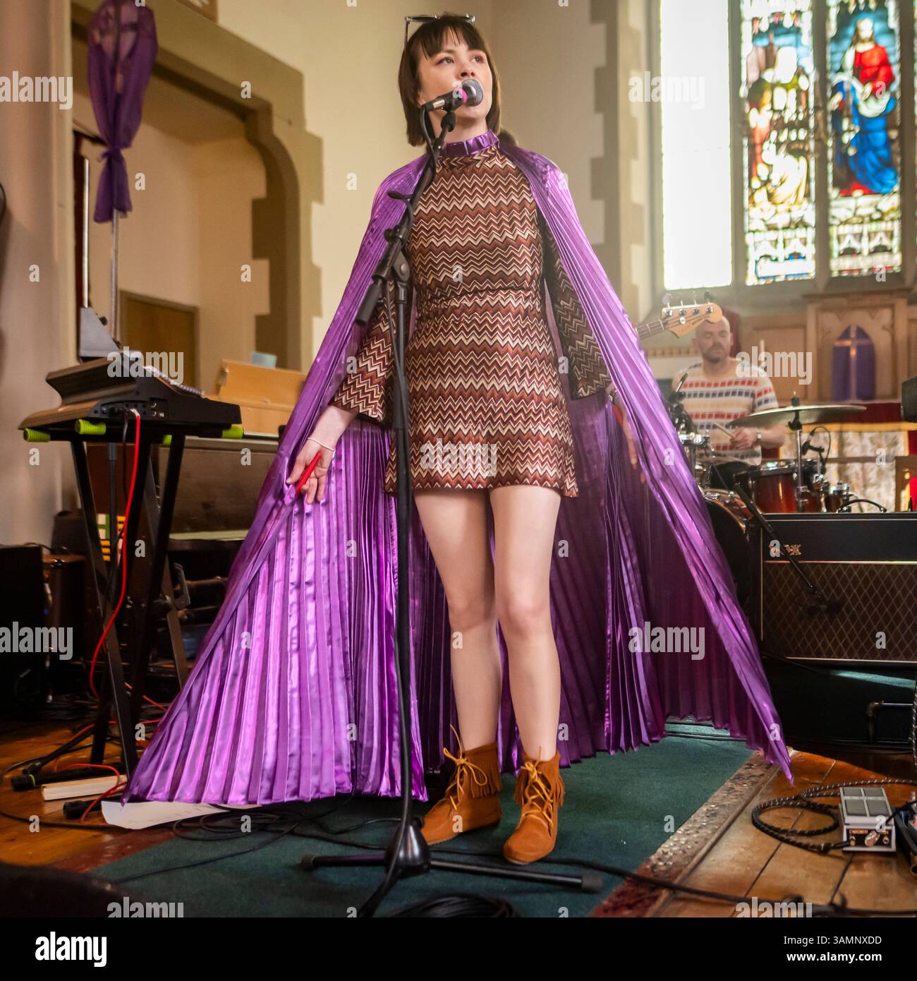 Edinburgh, Scotland. Sat 12 April 2025. Scottish group Sarah / Shaun ...