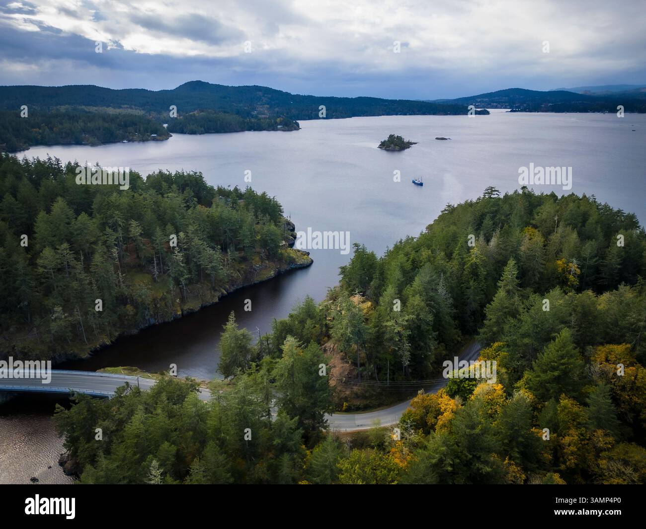 Sooke inlet hi-res stock photography and images - Alamy