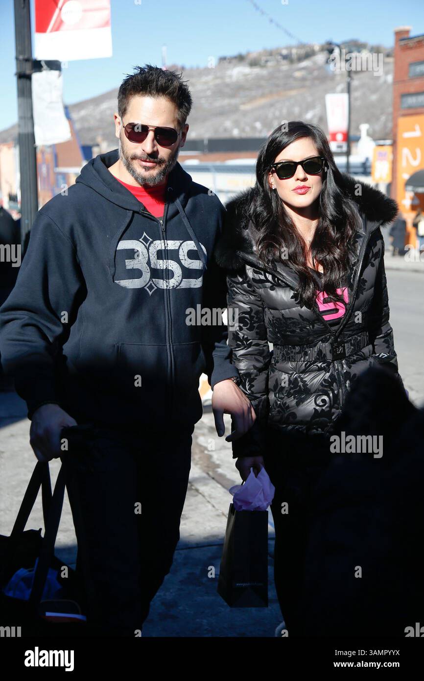 Bridget peters and joe manganiello hi-res stock photography and images ...