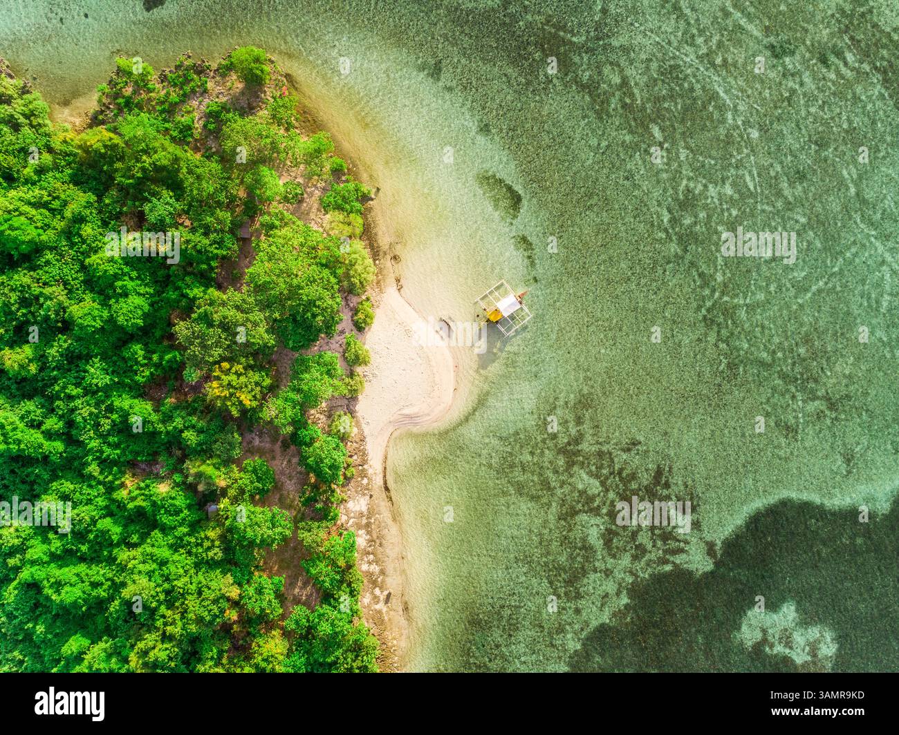 Aerial view of Sulpa island in Philippines Stock Photo - Alamy