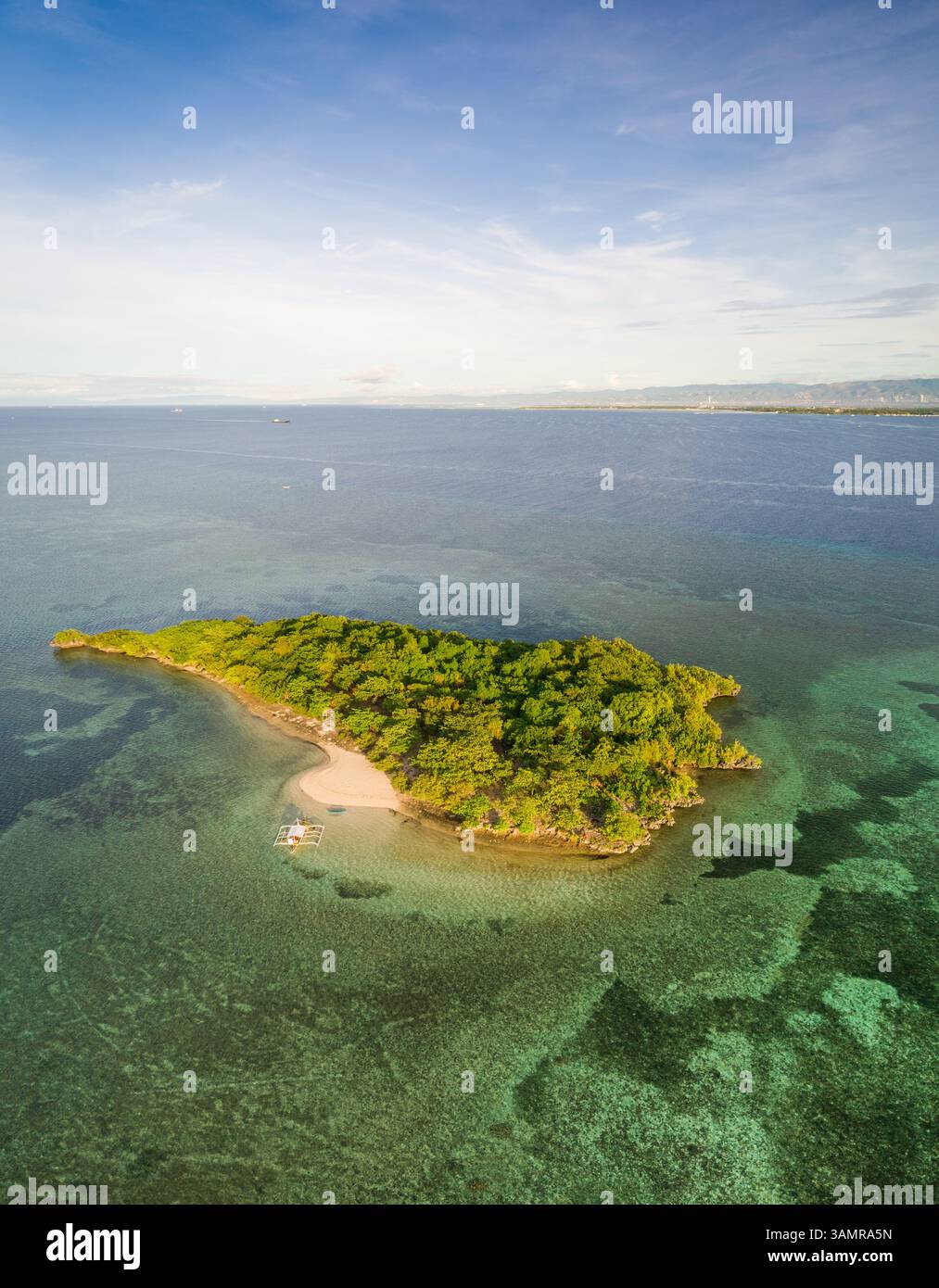 Aerial view of Sulpa island in Philippines Stock Photo - Alamy