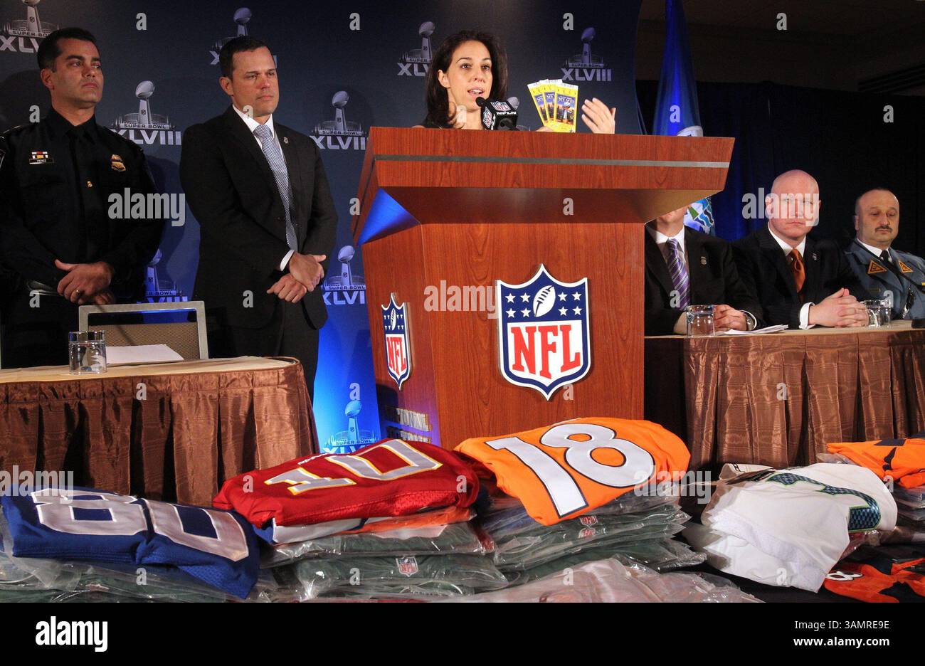 Fake nfl merchandise hi-res stock photography and images - Alamy