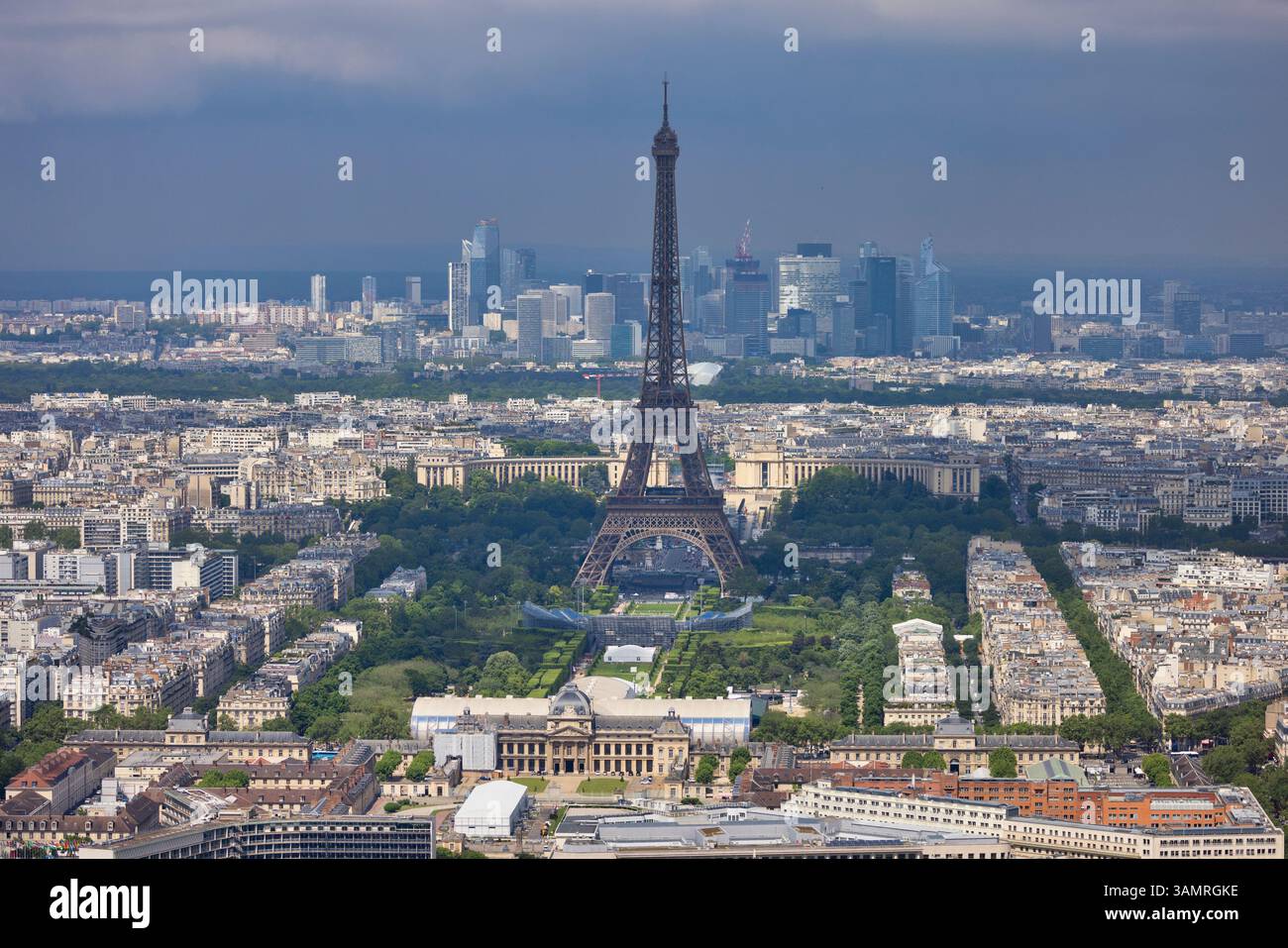 Aerial view of Eiffel Tower and cityscape along the Seine River, Paris ...