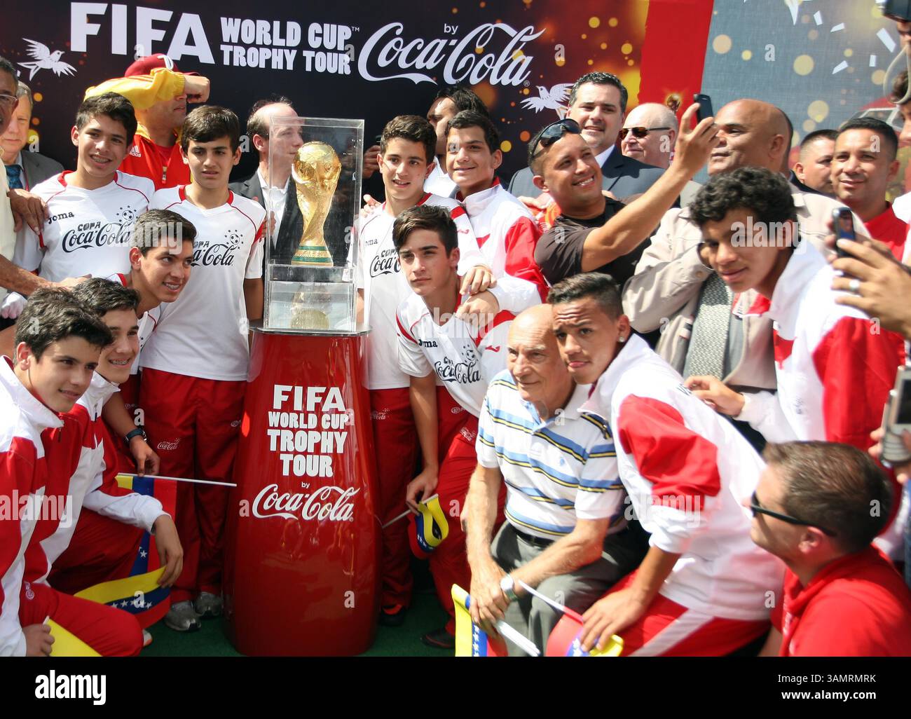 Cola de vino hi-res stock photography and images - Alamy