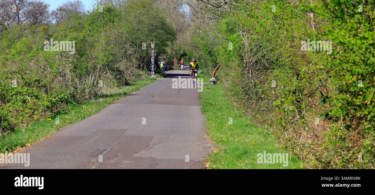 Disused railway (at Saltford village0 now a cycle-path and footpath ...