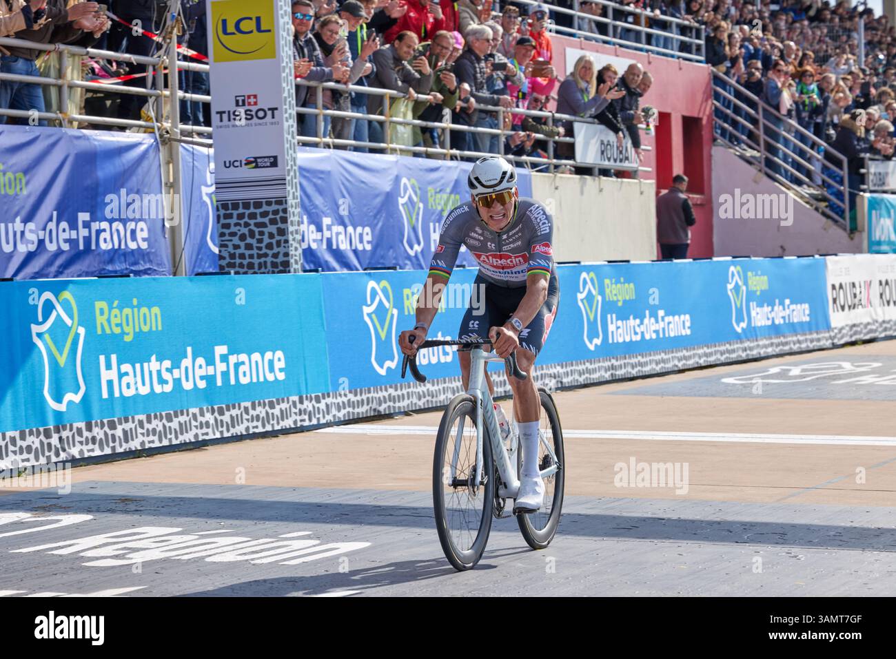 Paris Roubaix 2025 This picture Mathieu van der Poel 1. Mathieu van der Poel ADC (NED) 2. Tadej ...