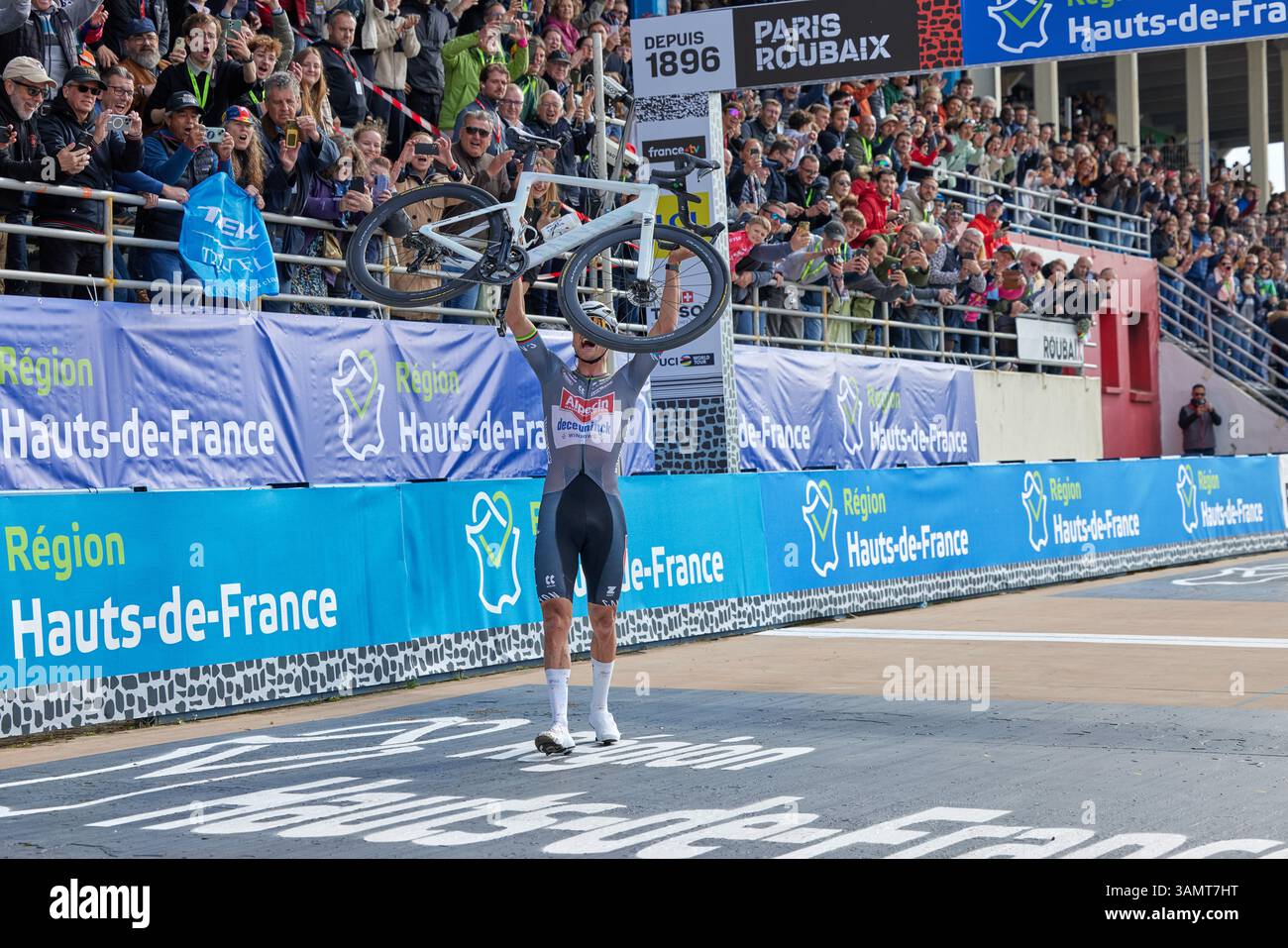 Paris Roubaix 2025 This picture Mathieu van der Poel 1. Mathieu van der Poel ADC (NED) 2. Tadej ...