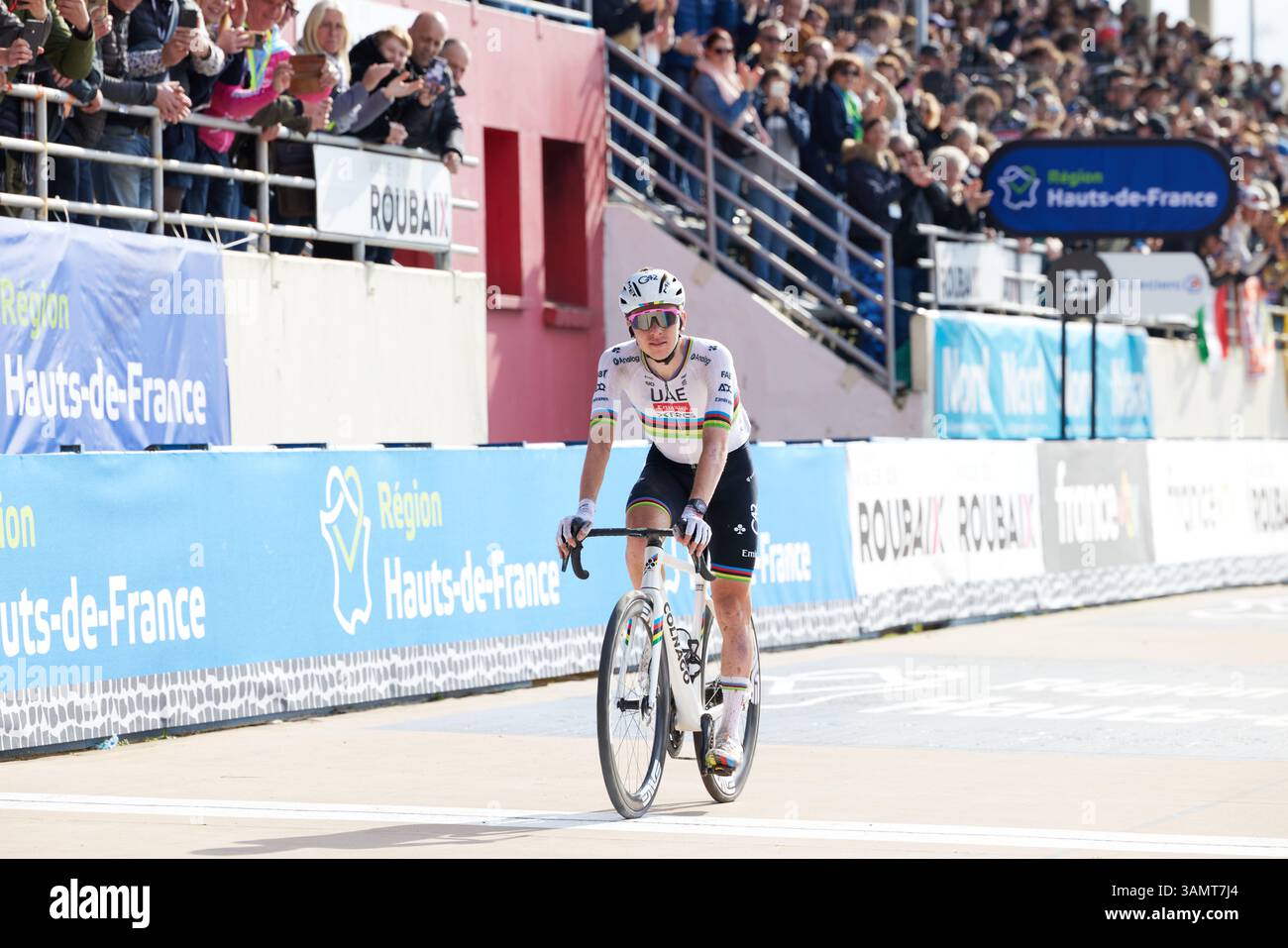 Paris Roubaix 2025 This Picture Tadej Pogacar 1. Mathieu van der Poel ADC (NED) 2. Tadej Pogacar ...