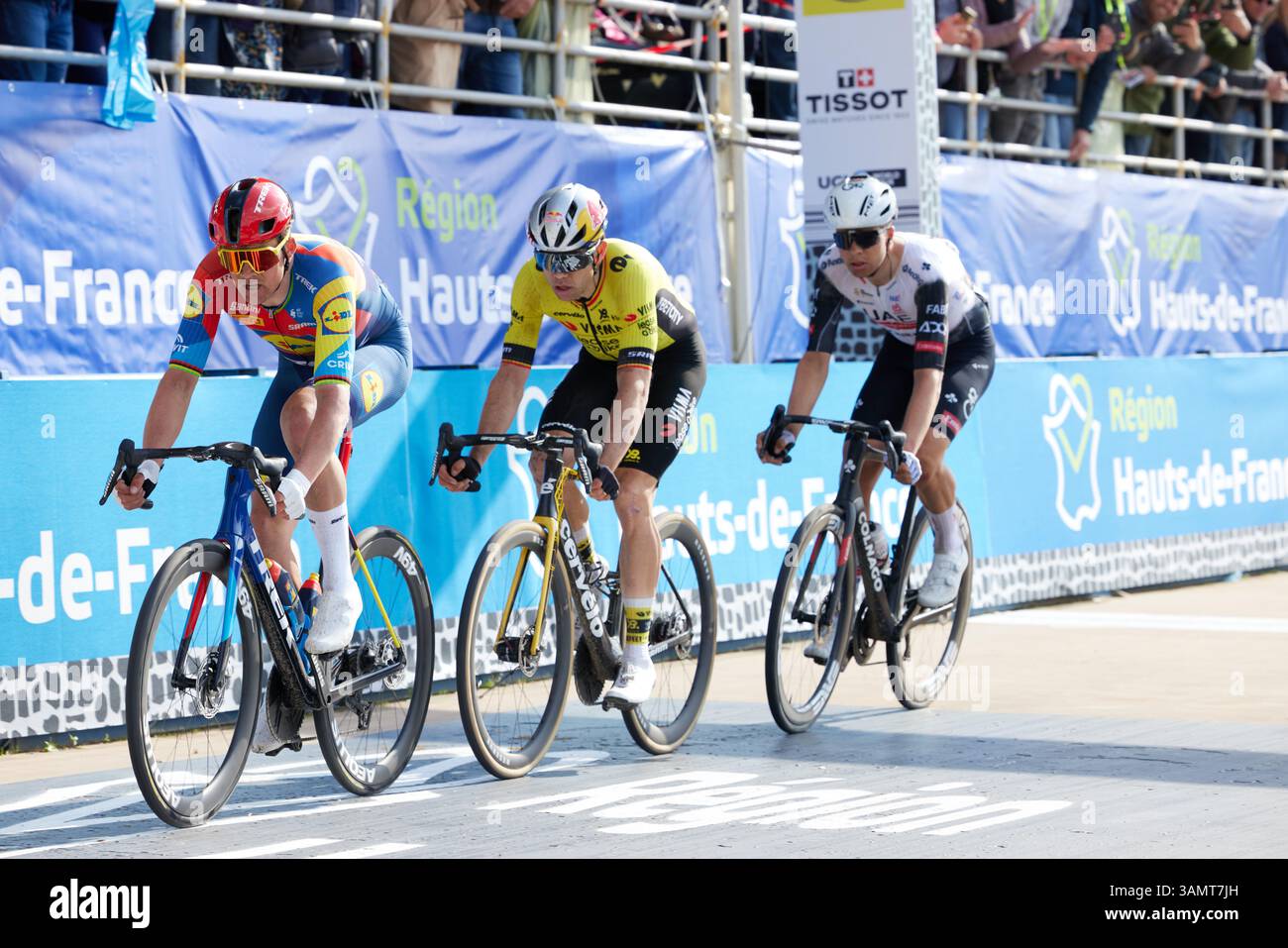 Paris Roubaix 2025 This picture Mads Pedersen, Wout van Aert, Florian Vermeersch 1. Mathieu van ...