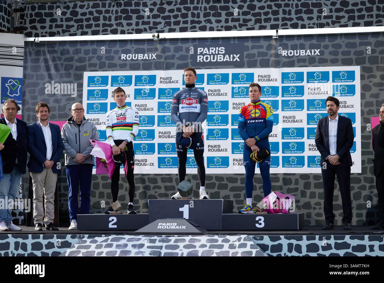 Paris Roubaix 2025 1. Mathieu van der Poel ADC (NED) 2. Tadej Pogacar UAD (SLO) 3. Mads Pedersen ...