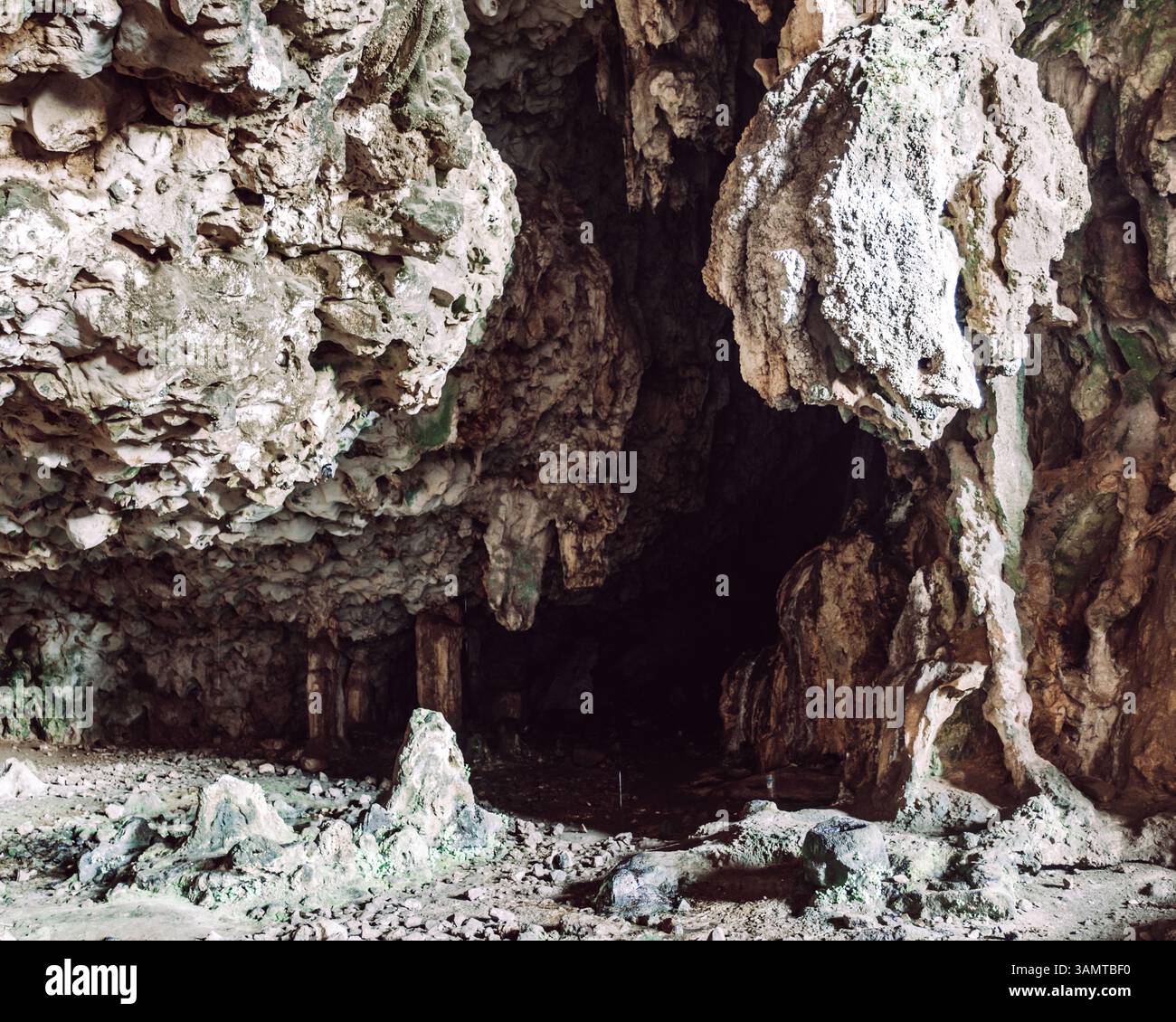 Intricate limestone formations inside Dogub Cave in Socotra, Yemen ...