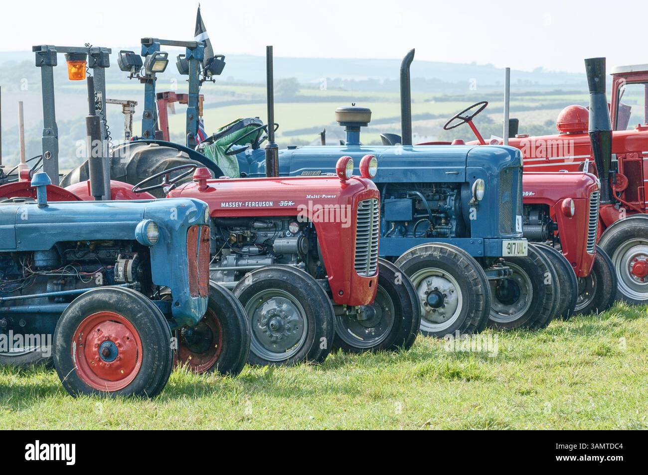 Vintage tractors line up at Morval vintage rally 2007 in Cornwall ...