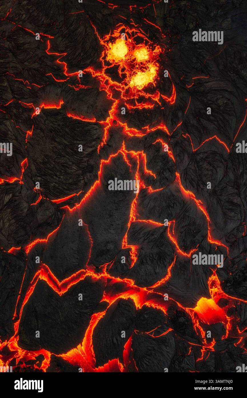 Aerial view of the lava from Geldingadalir Volcano during an eruption ...