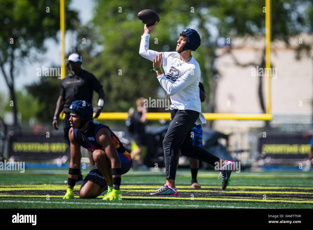 Gridiron Elite's Noah Grubbs passes the football during OT7 Week 5 ...