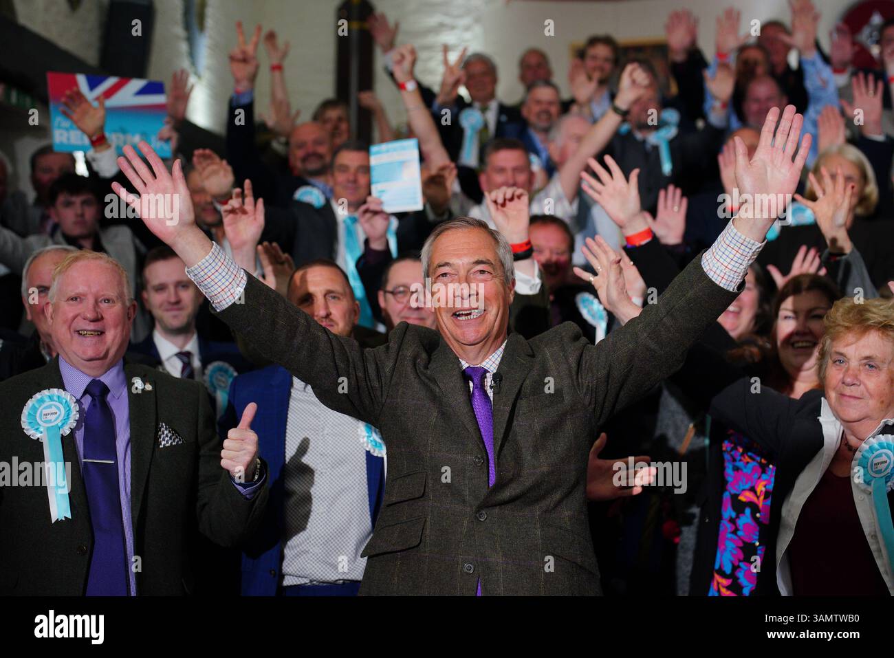 Reform UK leader Nigel Farage with party activists in The Knights Of ...