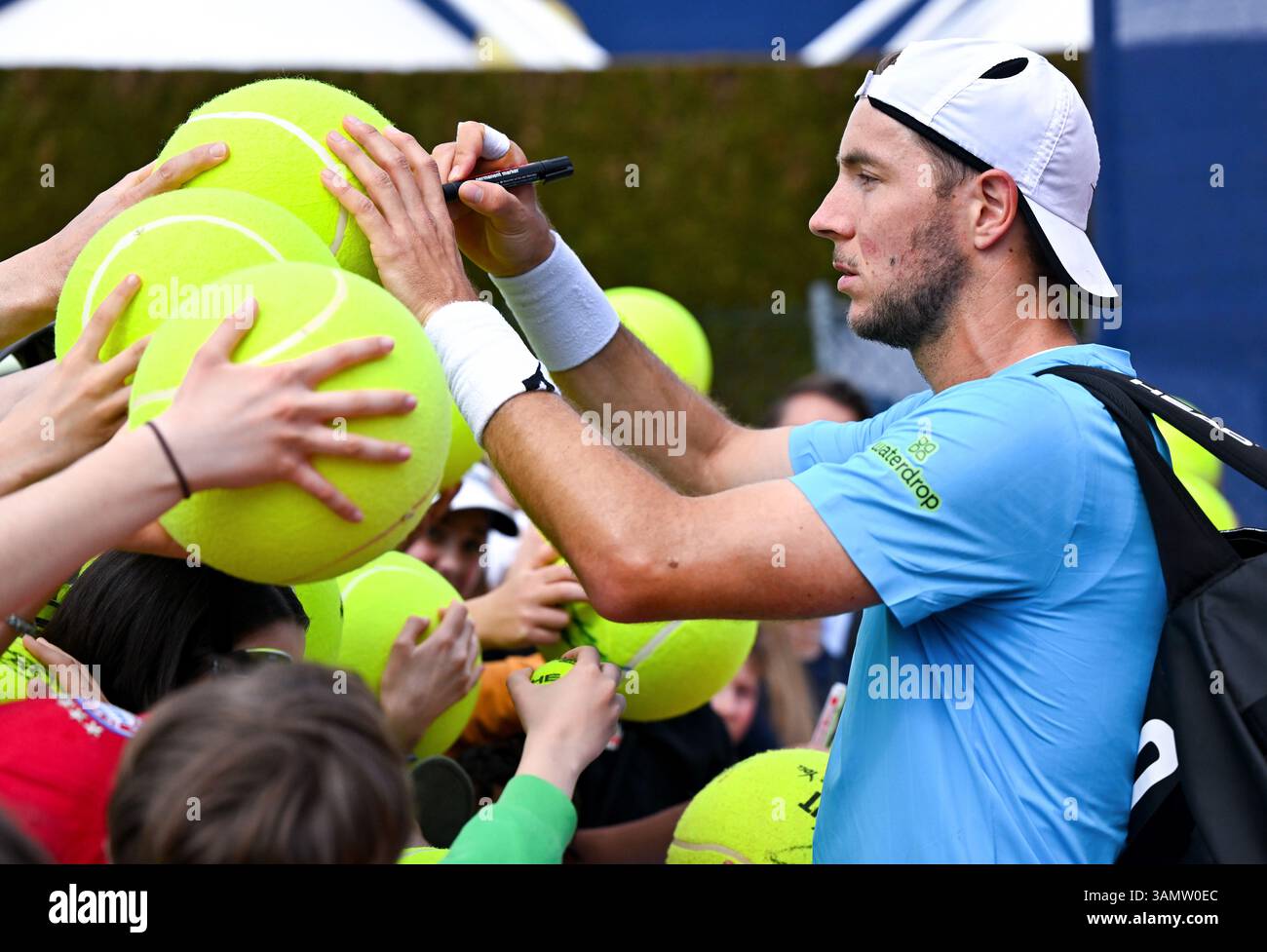 Munich, Germany. 14th Apr, 2025. Tennis, ATP Tour - Munich, doubles, men, 1st round. Gille ...