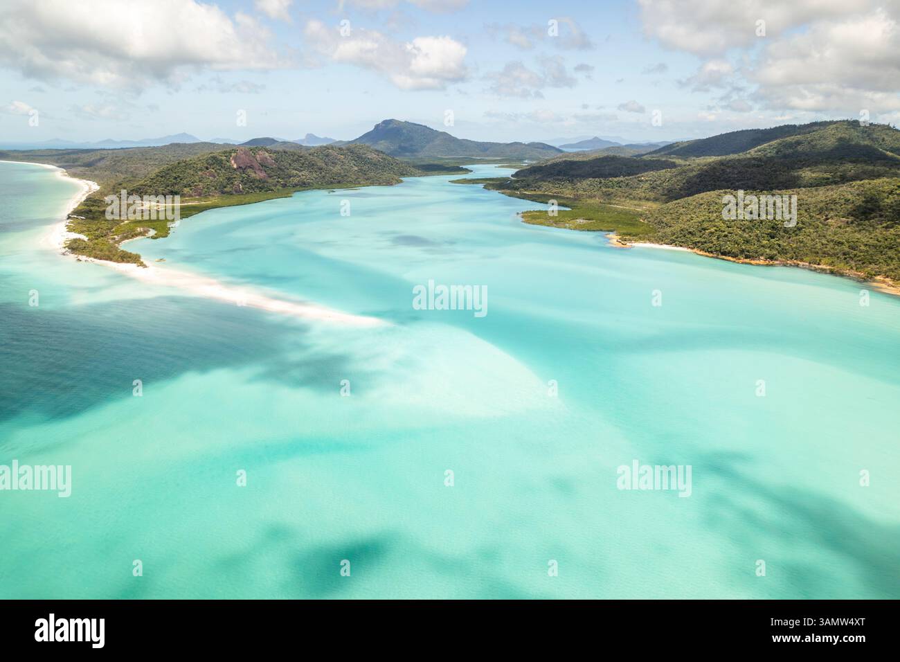 Whitehaven beach aerial view turquoise hi-res stock photography and ...