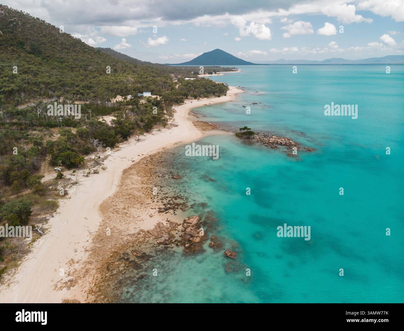 Aerial view of a beach at Hideaway Bay, Queensland, Australia Stock ...