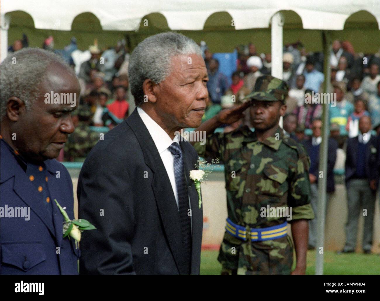 Nelson Mandela and Zambian President Kenneth Kaunda attend the vigil at ...