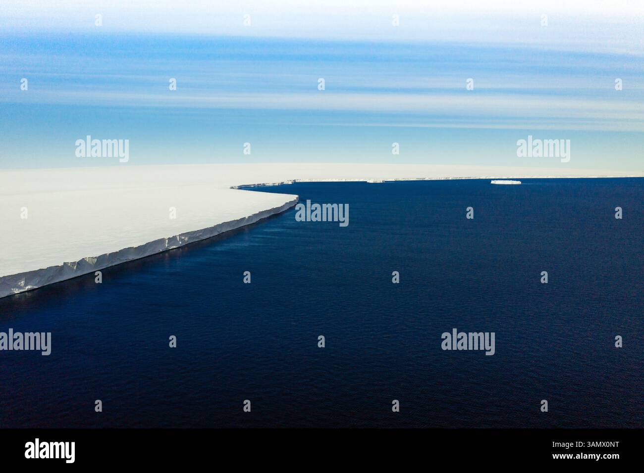 Aerial view of ice shelf Antarctica Stock Photo - Alamy