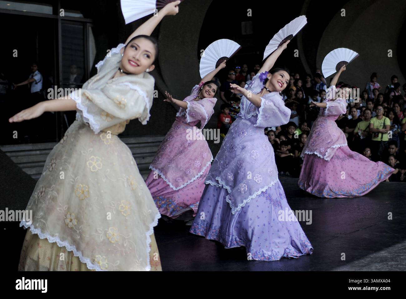 March 16, 2014 - Pasay, Philippines - Students perform a traditional ...