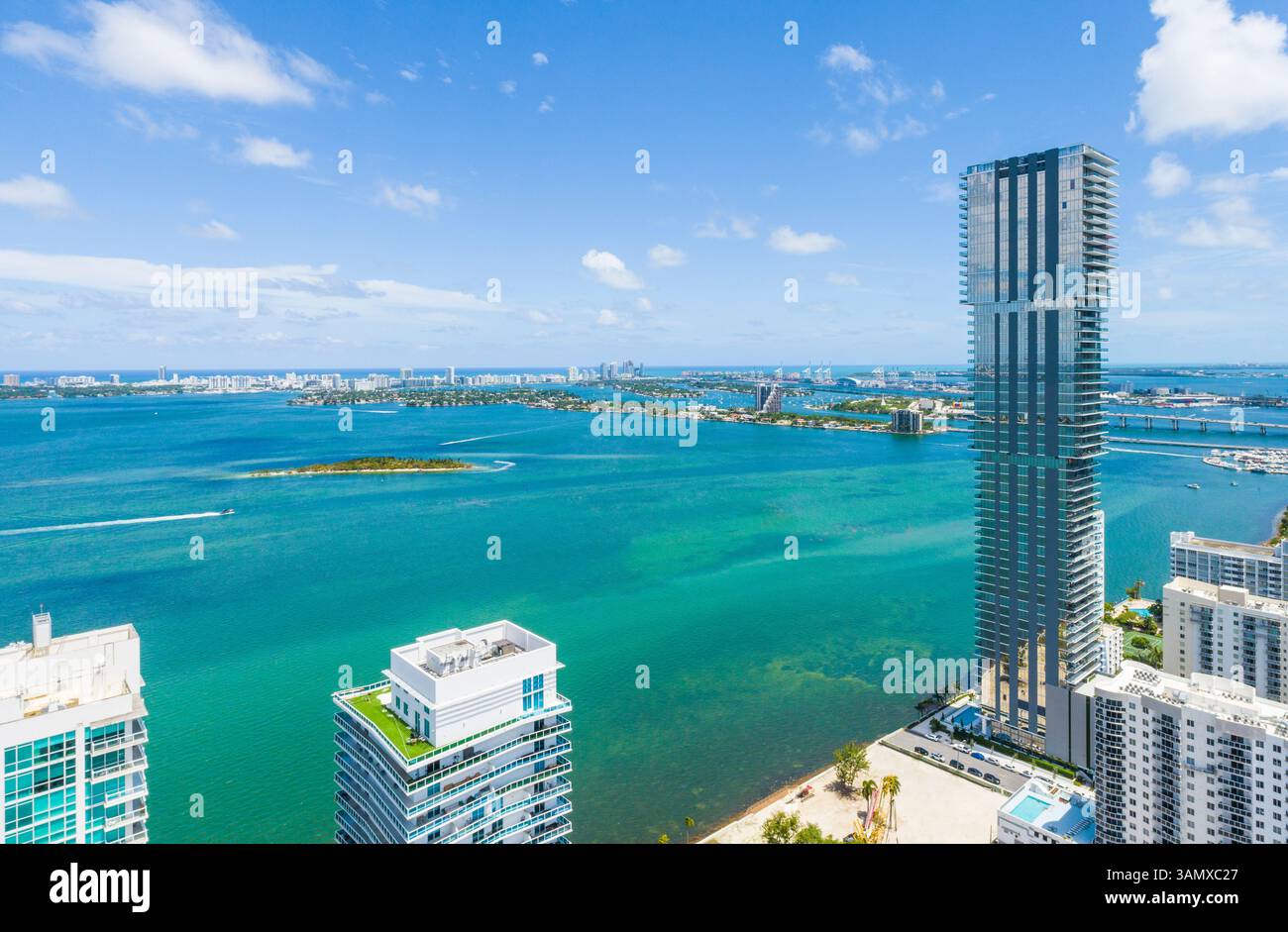 Aerial view of urban skyline and waterfront of Edgewater, Miami ...