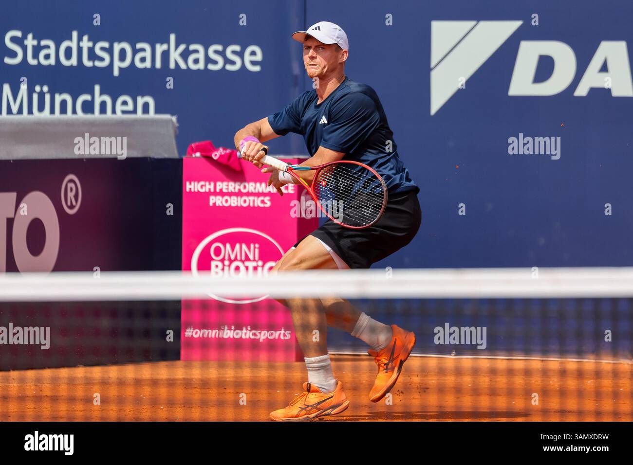 Muenchen, Deutschland. 14th Apr, 2025. Billy Harris (Großbrittanien ...