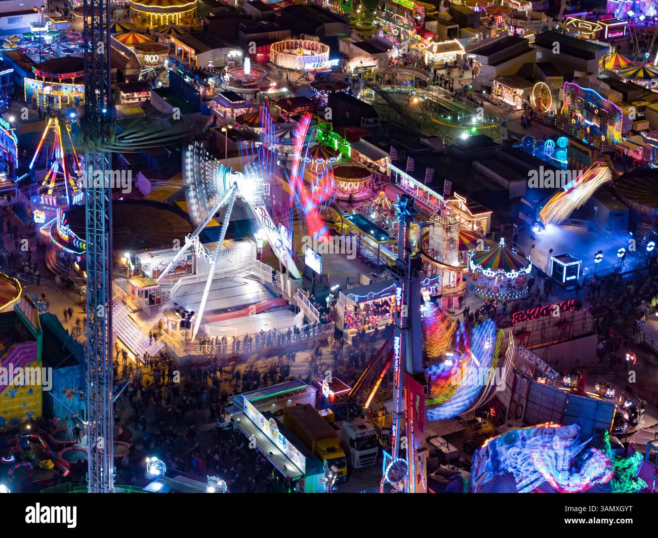 Funfair night aerial uk hi-res stock photography and images - Alamy