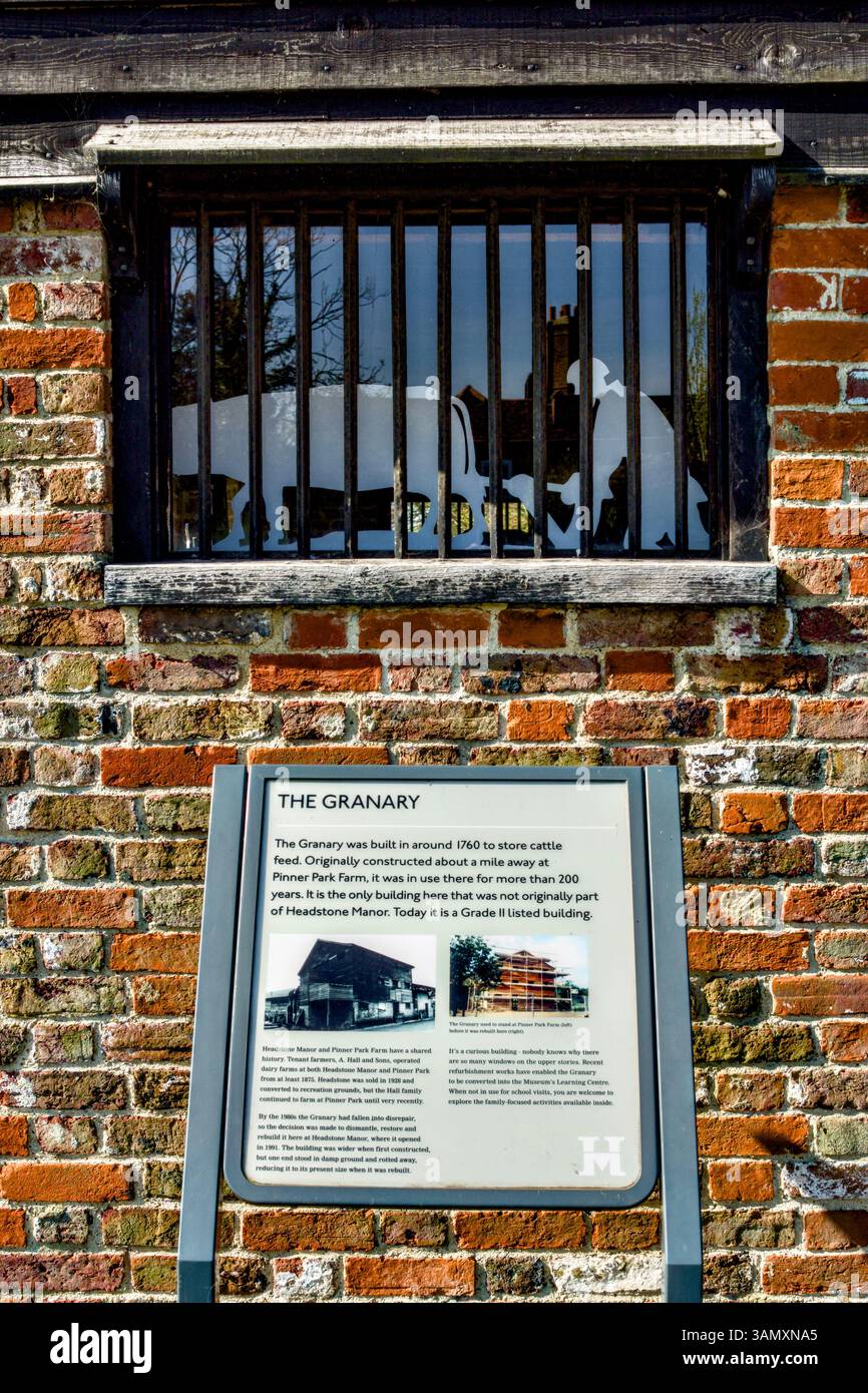 Headstone Manor House & Harrow Museum, Harrow, Borough of Harrow ...