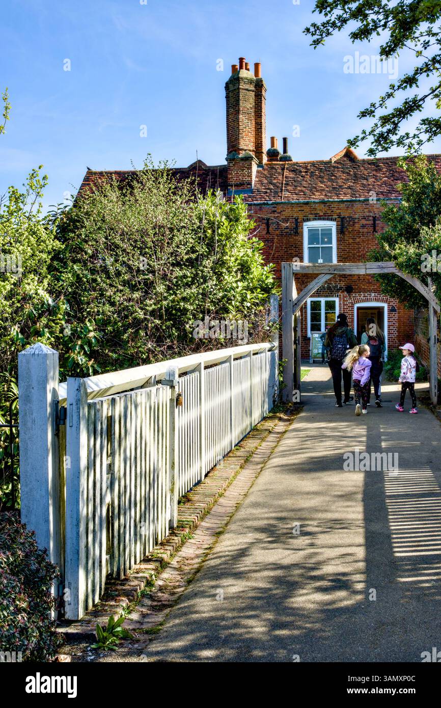 Headstone Manor House & Harrow Museum, Harrow, Borough of Harrow ...