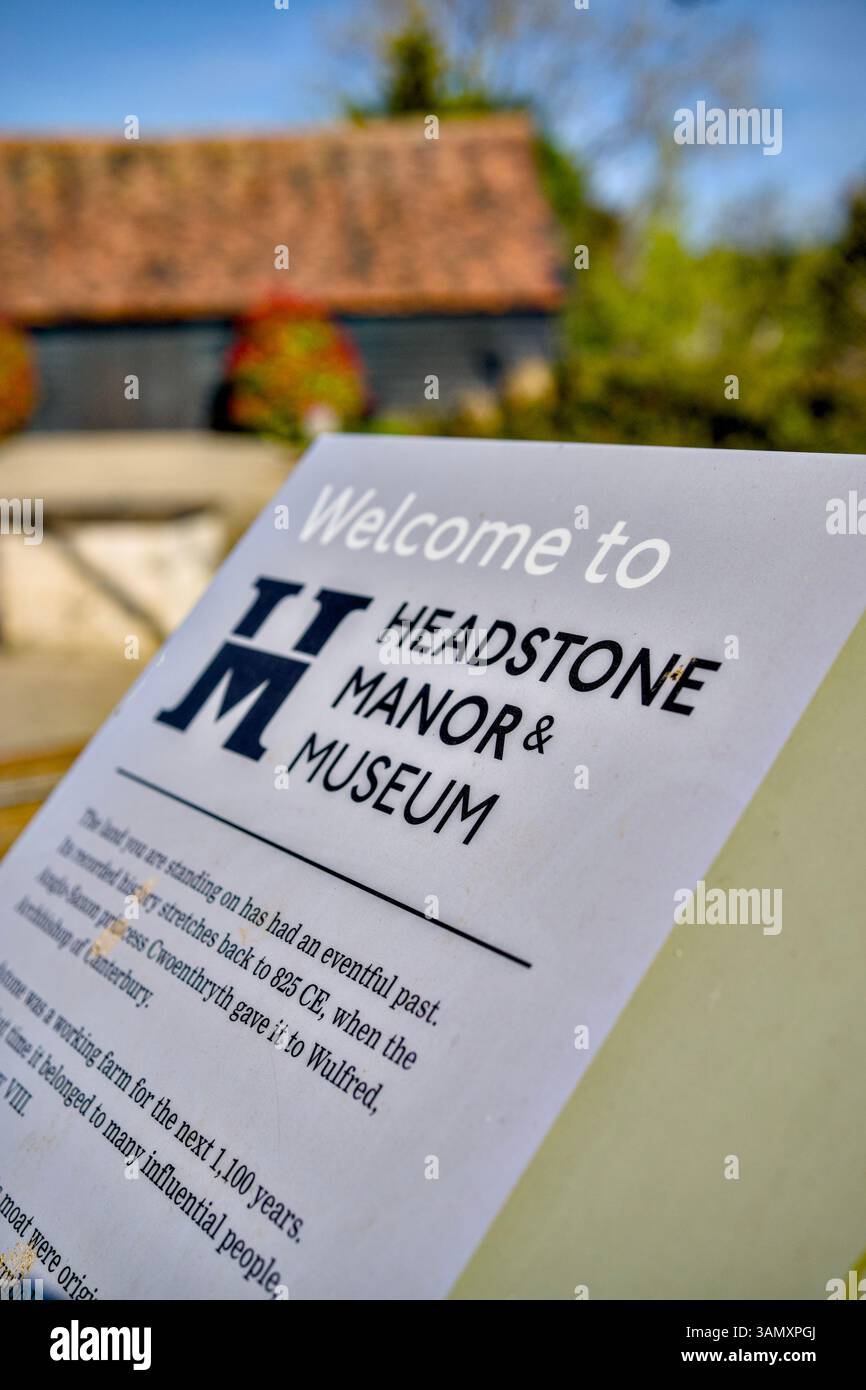 Headstone Manor House & Harrow Museum, Harrow, Borough of Harrow ...