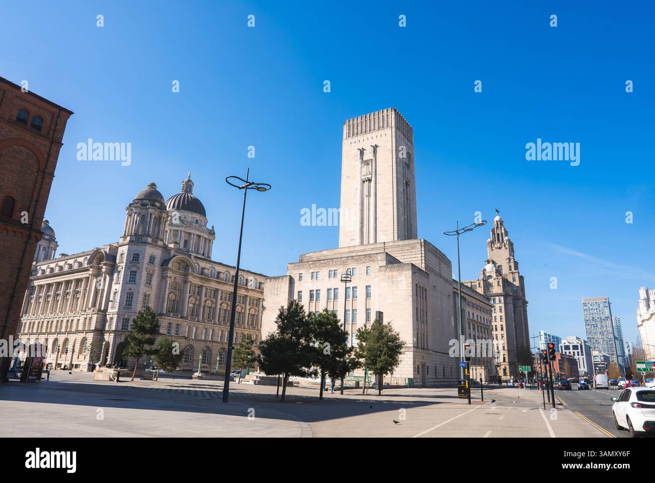 Prominent Street in Liverpool with Iconic Landmarks in Daylight Stock ...