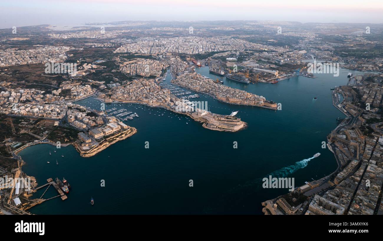 Birds eye view valletta malta hi-res stock photography and images - Alamy