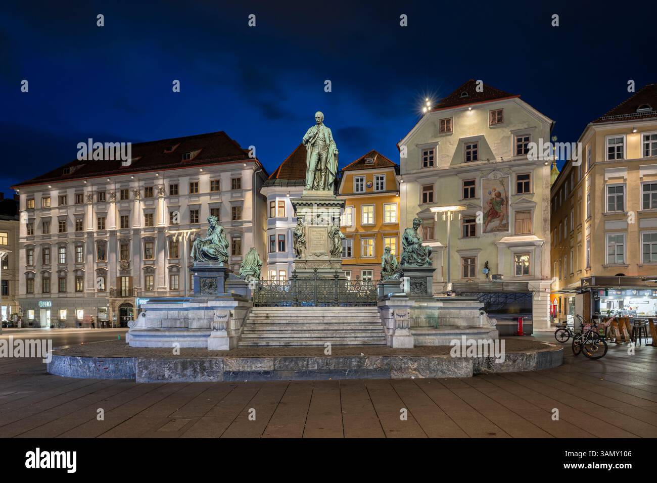 Hauptplatz central square hi-res stock photography and images - Alamy