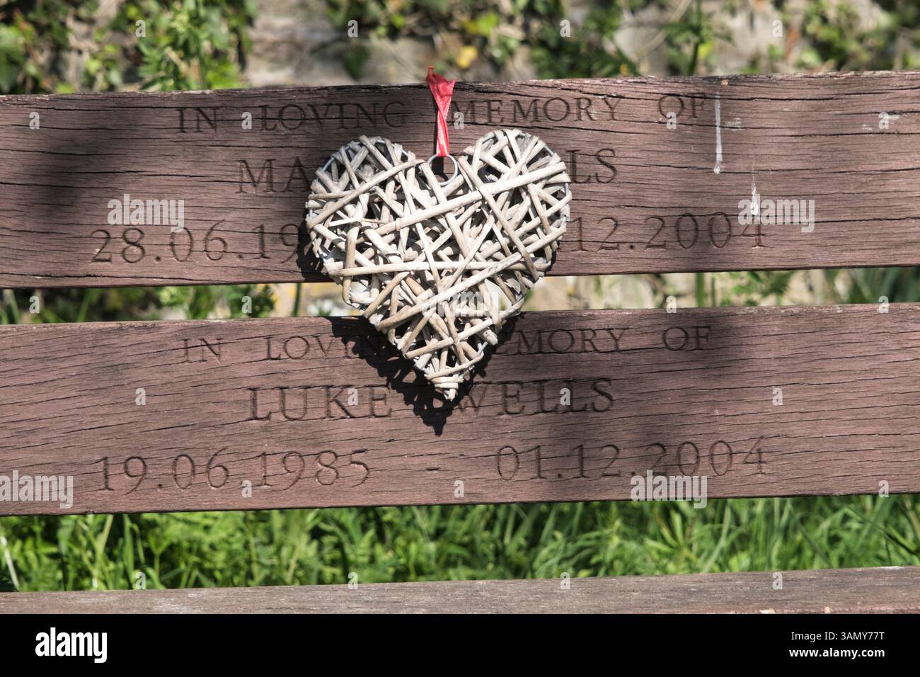 Around the Kennet and Avon Canal at Seend Wiltshire UK In memmorium ...
