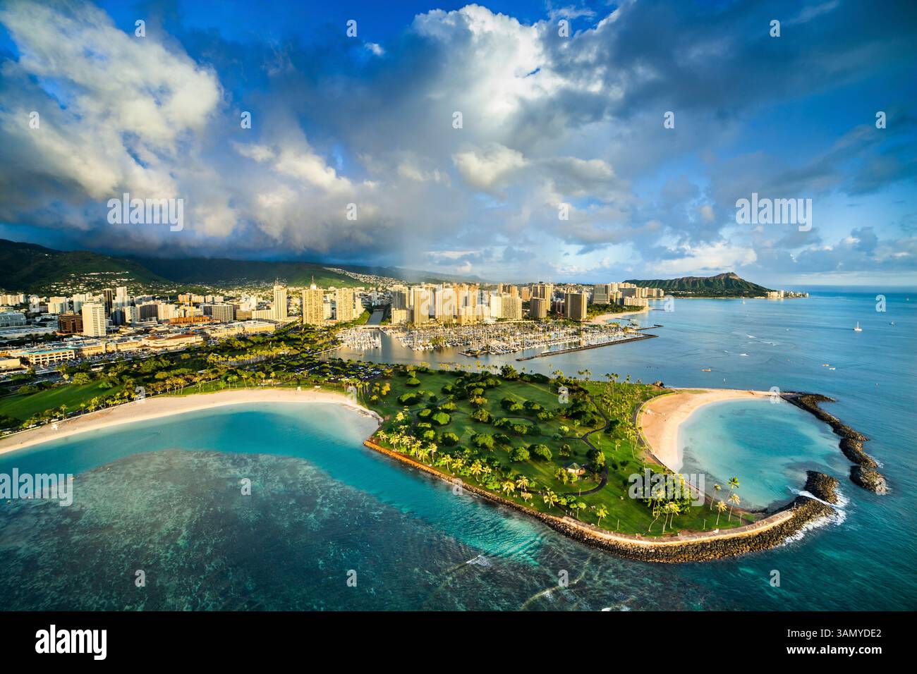 Aerial view of Magic Island, Waikiki Beach, ocean, cityscape, harbor ...