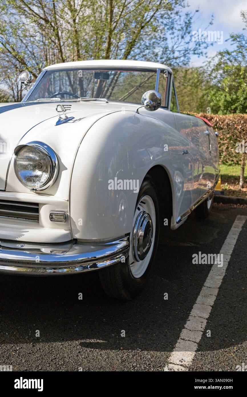 Austin A90 Atlantic. Classics At The Mill 2025 Stock Photo - Alamy