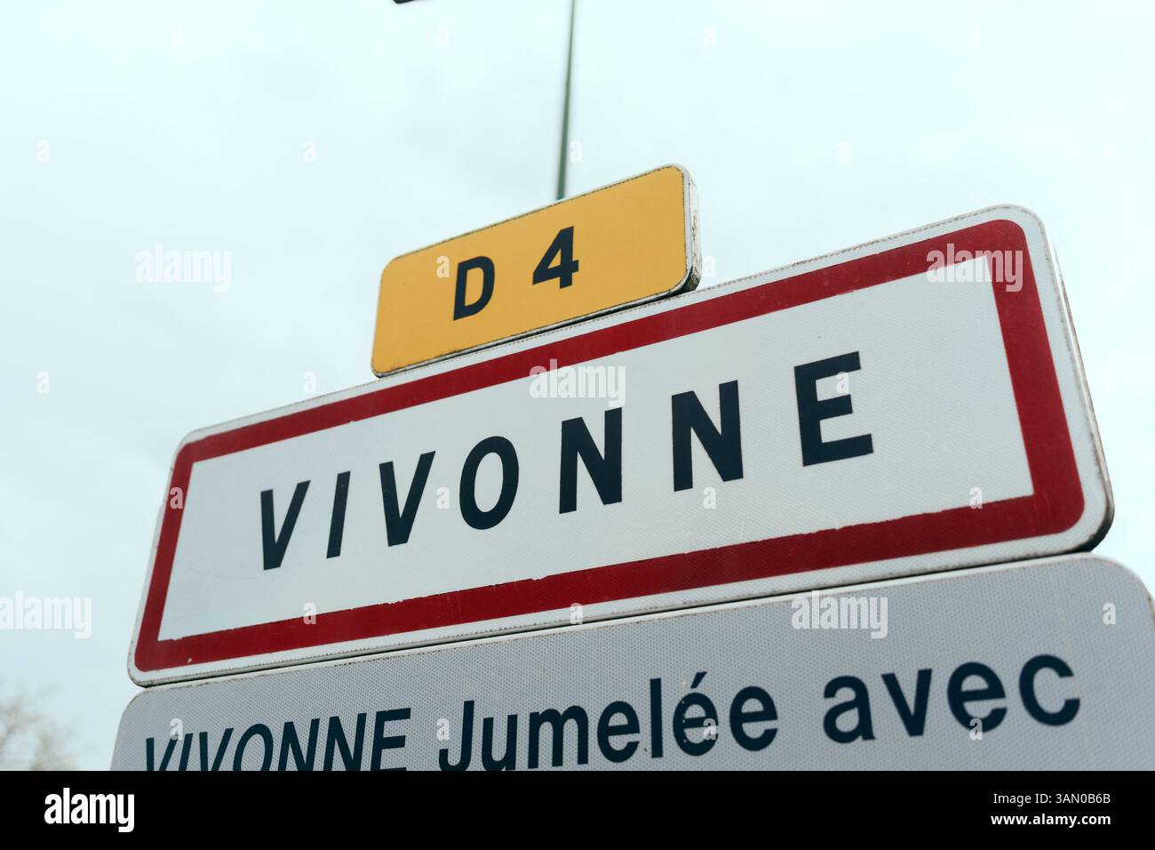 Vivonne, France. 14th Apr, 2025. This photograph shows a sign at the ...